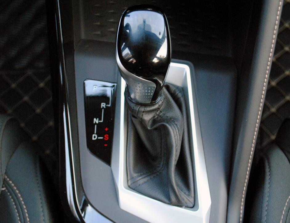 狠心花6万提辆长安CS15，驾驶140天，车主表示有话想要说_百科TA说