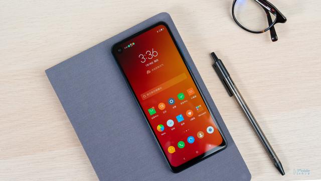 21：9超视野宽屏 完美观影体验 Moto P50图赏_百科TA说