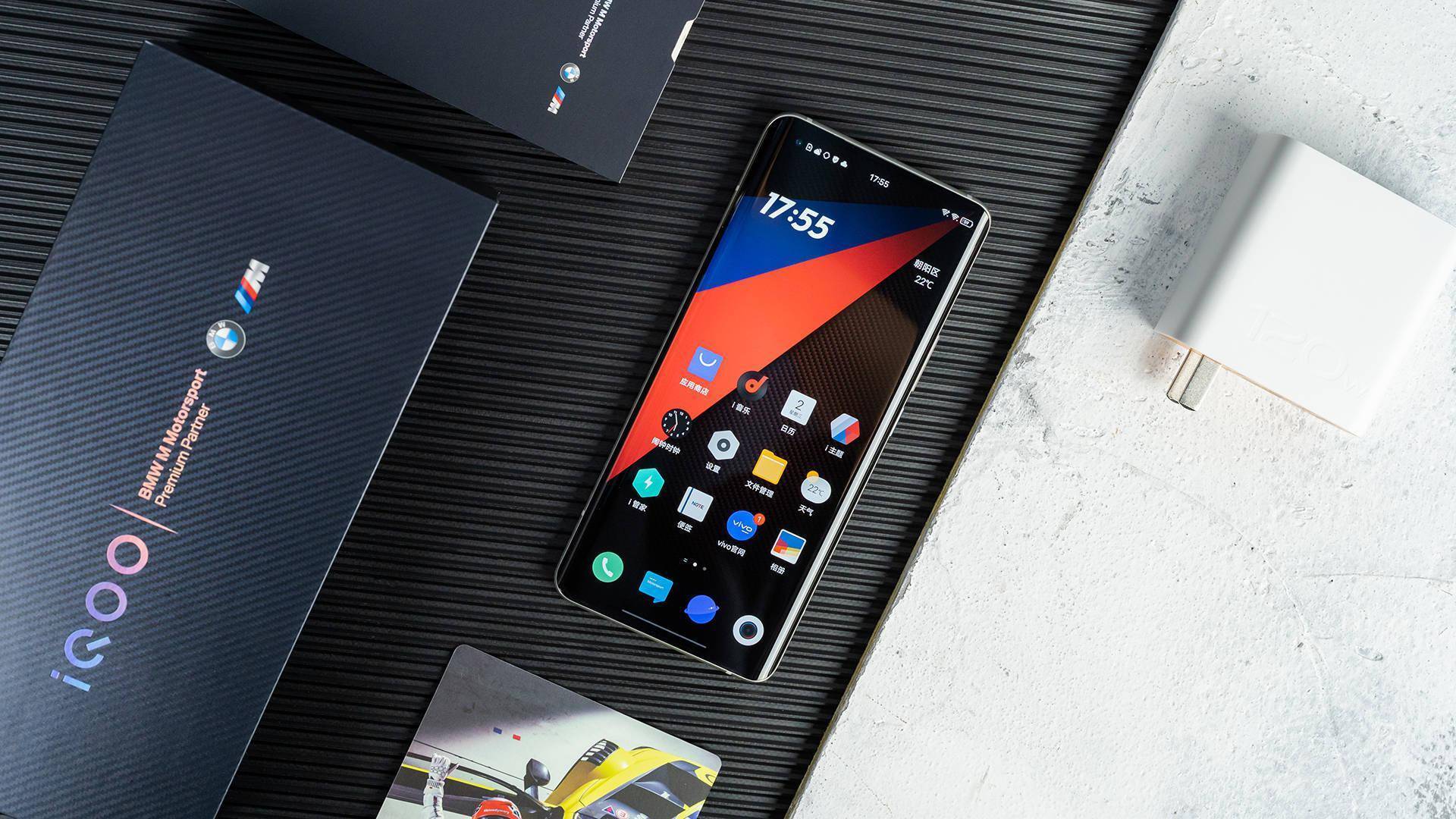 iQOO 5 Pro图赏：“颜值实力派”产品中的标杆机型_百科TA说