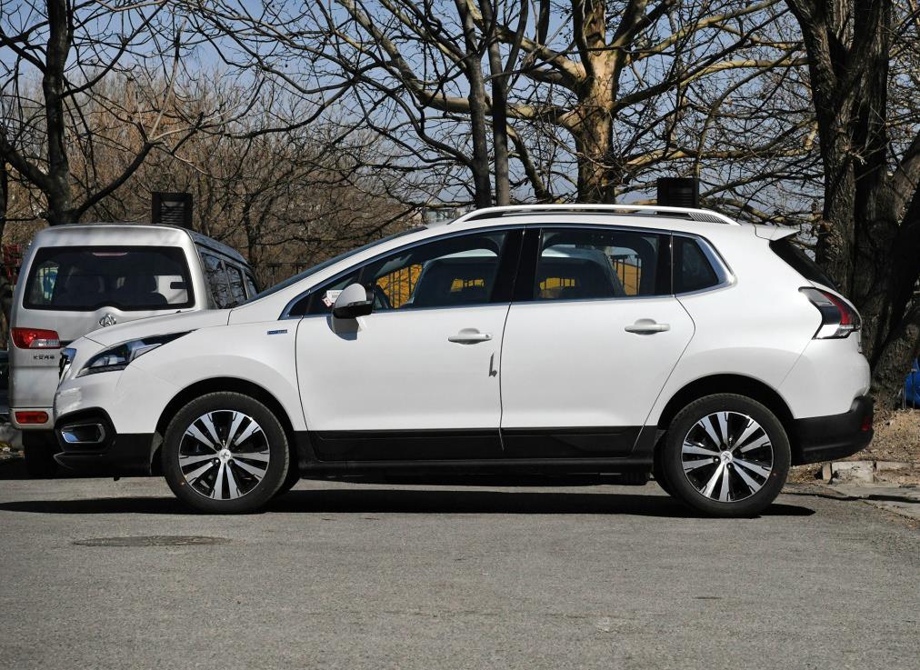 手握16万怒提标致3008，驾驶220天，车主有几句话想说_百科TA说