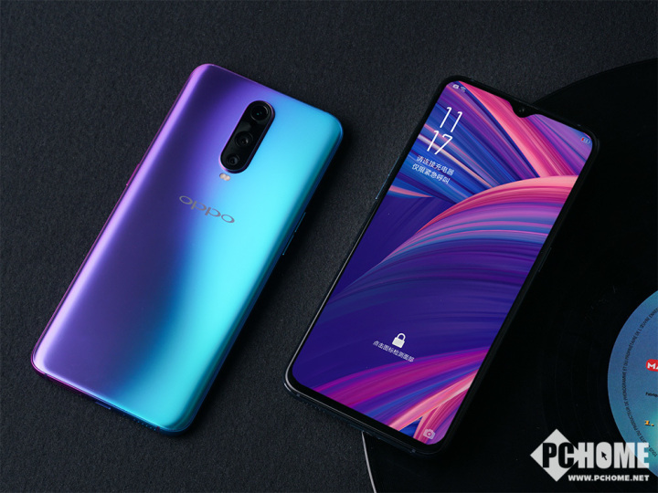 OPPO R17 Pro荣获PChome年度最佳拍照手机奖_百科TA说