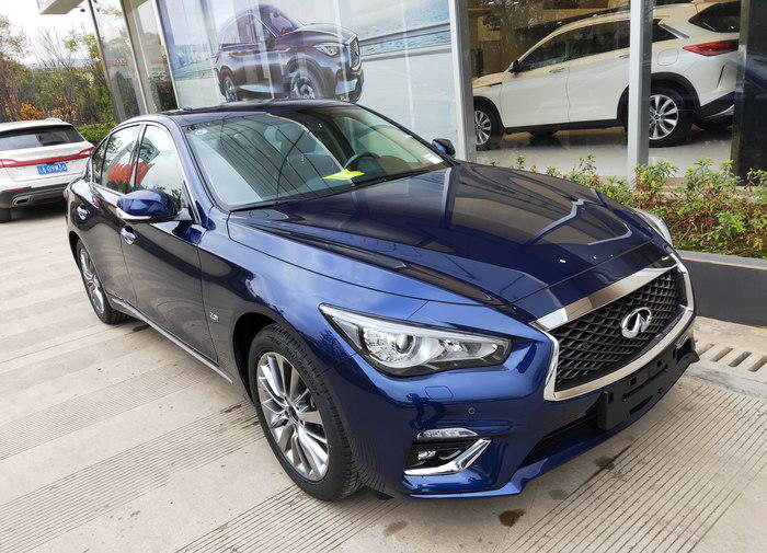 开完凯迪拉克CT5，再换了英菲尼迪Q50L，谁档次高，车主说了心里话_百科TA说