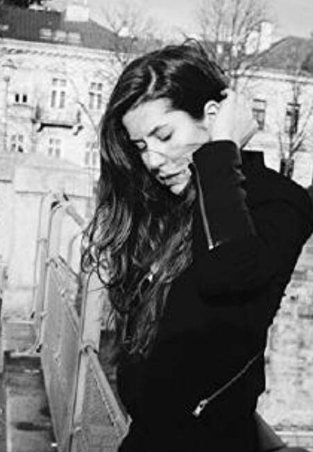 Nora Heschl_百度百科