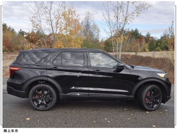 福特全新探险者ST实拍，搭3.0T+10AT，座椅2+2+2式布局_百科TA说