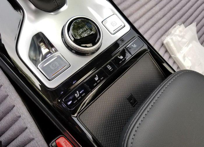 21万怎么选？标致4008还是红旗HS5？先听听车主的解说_百科TA说