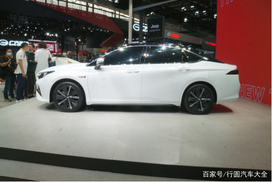 广汽本田EA6首发亮相 基于AION S打造而来_百科TA说