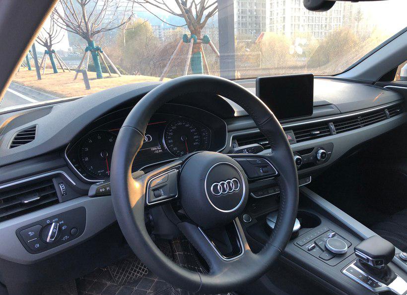 27万什么车好？凯迪拉克ATSL和奥迪A4L谁档次高？内行人说了实在话_百科TA说