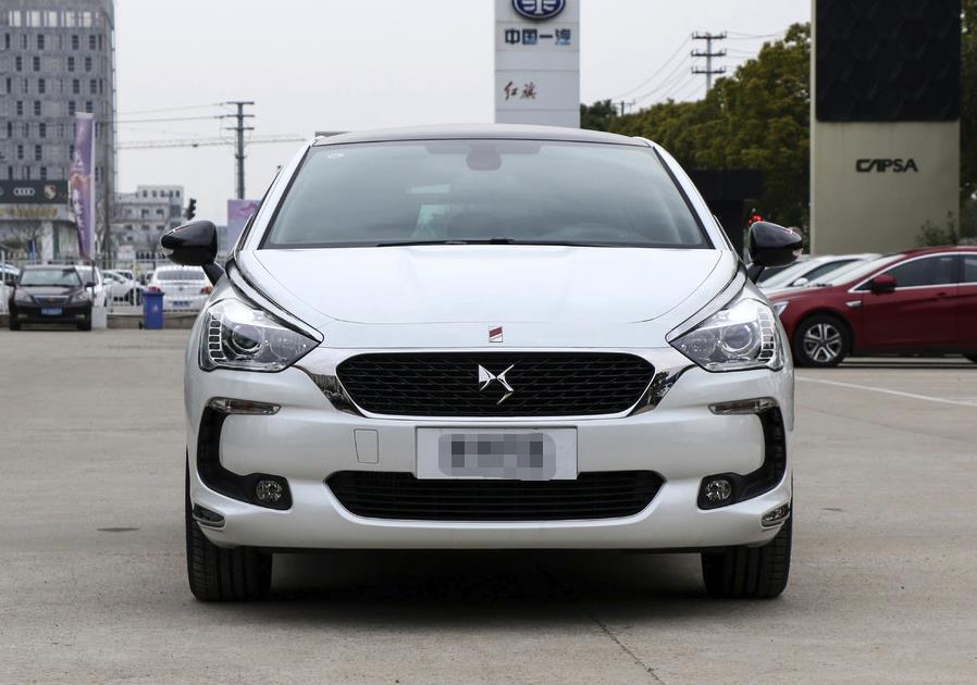 DS 5真的好吗？值24万吗？车主：六个字！_百科TA说