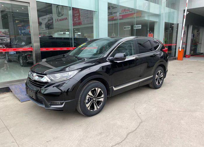 22万狠心提了红旗HS5，开了4个月，车主：这驾驶感受真没想到_百科TA说