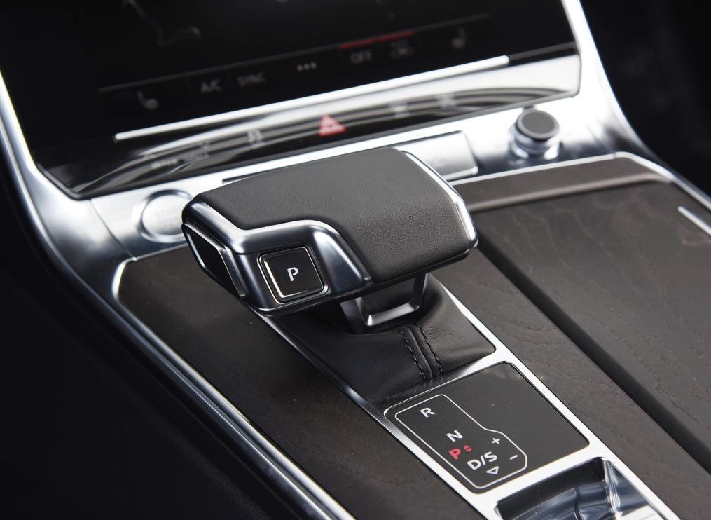 不顾家人反对，买了奥迪A6L，1100公里后说了实在话！_百科TA说