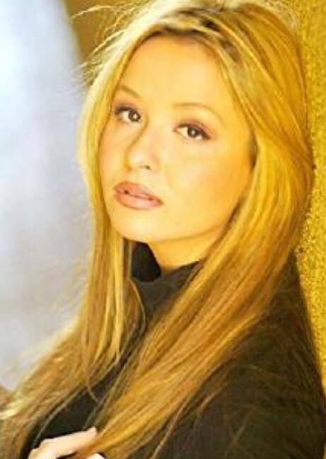 Melody Kay_百度百科