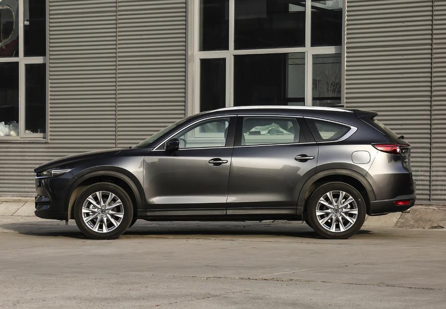 采访马自达CX8使用者，车主道出心里话，听完你就明白了！_百科TA说