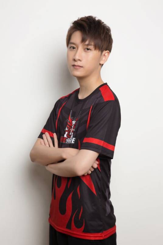 苏麒芳_百度百科