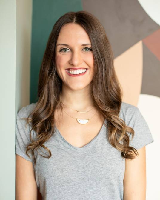 Kelly O'Sullivan_百度百科