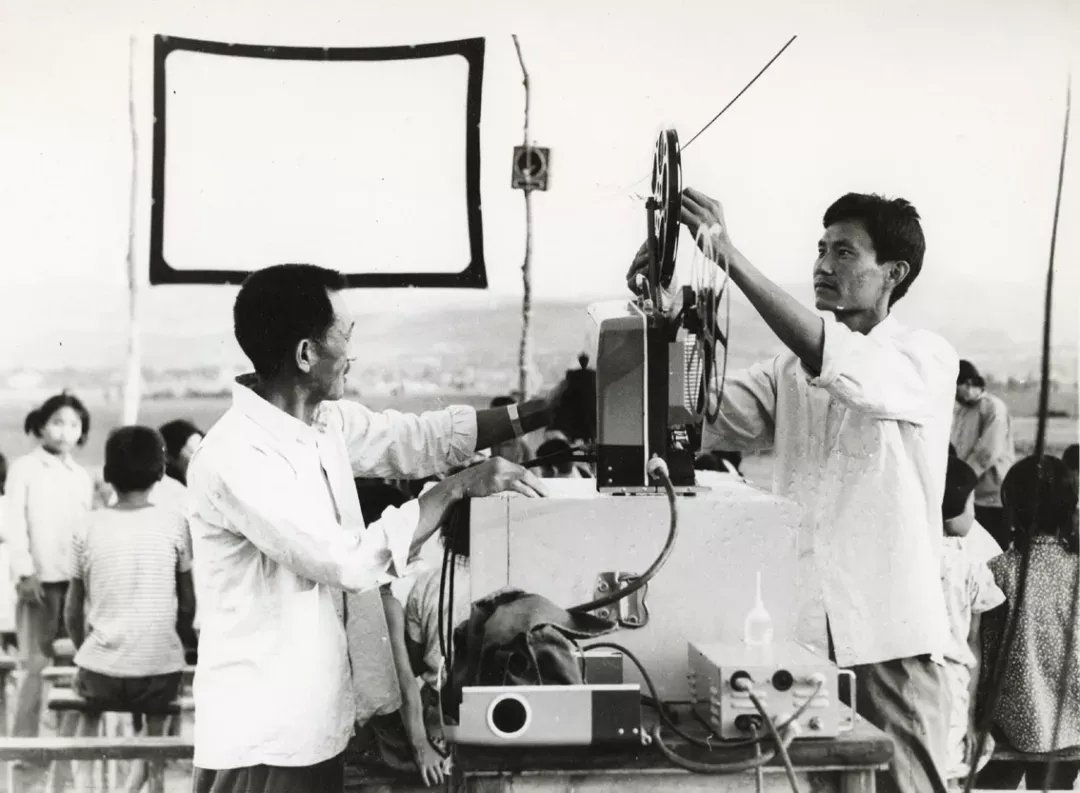 131年前的今天，世界上首部电影诞生，时长只有3秒，没错，就3秒_百科TA说