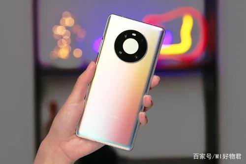 终于知道为什么说Mate40才是目前“最值得买”的华为手机了！_百科TA说