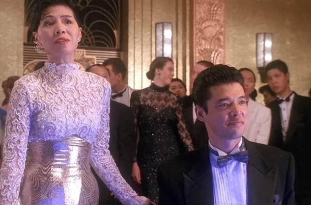 周星驰周杰伦要搞大事？一个喊“香港见”，一个晒电影《赌侠2》_百科TA说