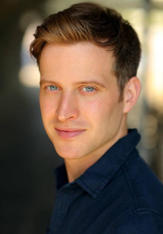 Nicholas Ralph_百度百科