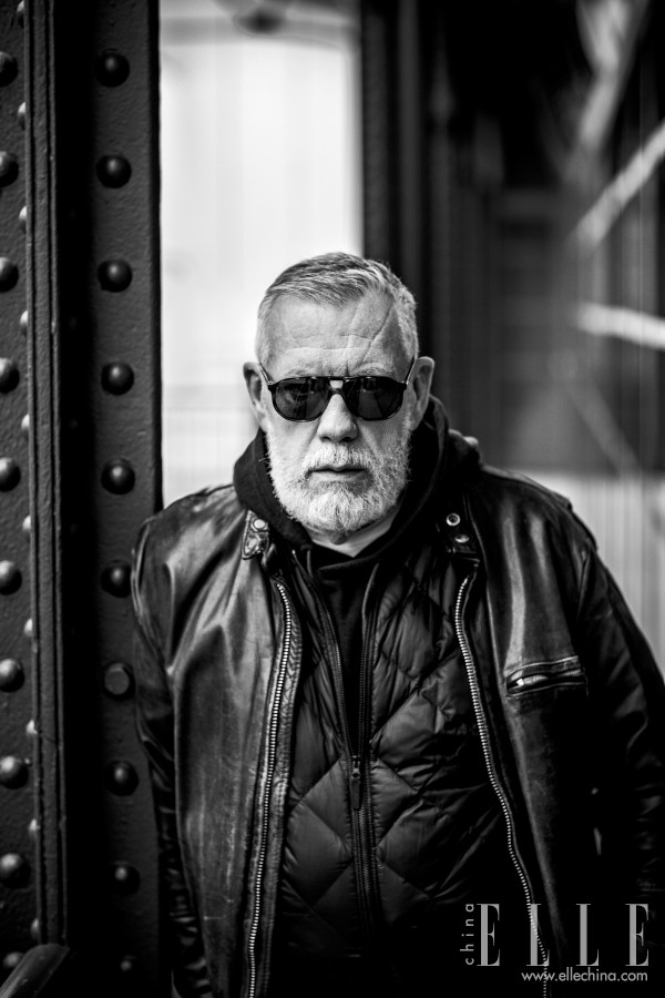 Delvaux携手Jean Colonna呈现Brillant最新力作L’XXL手袋登陆中国 ELLE专访设计师Jean Colona_百科TA说