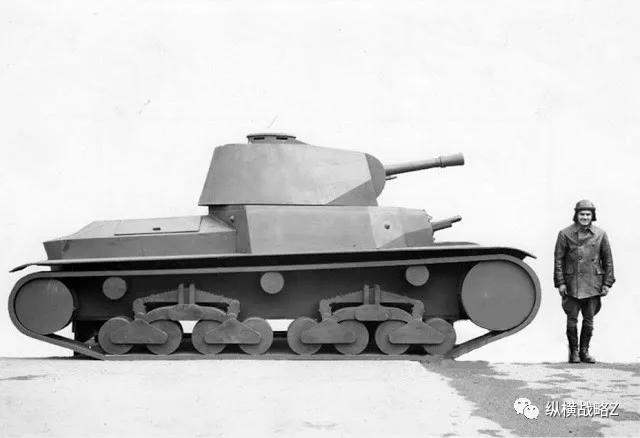 从P26到P40重型坦克，意大利二战的第一辆重坦_百科TA说