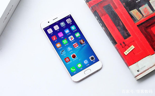 发布一年半时间，oppo R11还能再战两年吗？_百科TA说