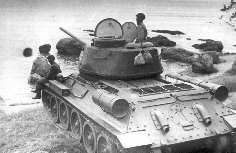 明明威力更强的德军虎式坦克，却为何打不过苏军的T34坦克_百科TA说