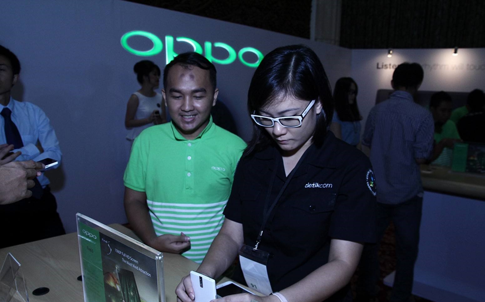 OPPO R1智能电视登场，工艺和科技的完美融合，你会不会买？_百科TA说