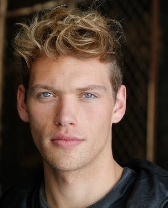 Cameron Cowperthwaite_百度百科