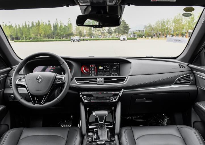 开了丰田奕泽IZOA，再开宝沃BX7，车主说了真心话_百科TA说