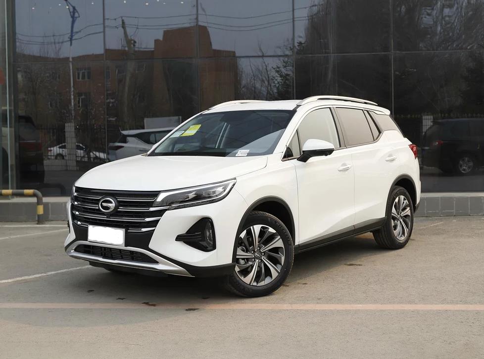 传祺GS4 11000公里驾车体验，车主道出用车体验，看完你就懂了！_百科TA说