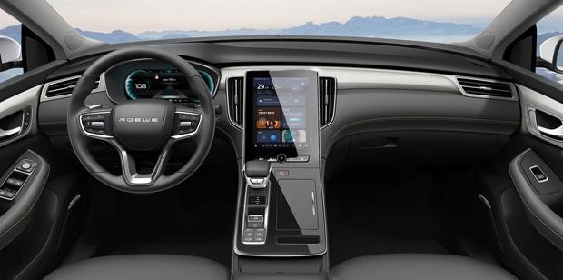 超高颜值的荣威I6 MAX 带你去看8月的星海_百科TA说