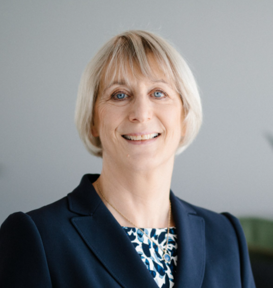 Anne Drinkwater_百度百科