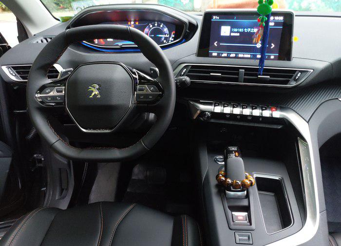 21万怎么选？标致4008还是红旗HS5？先听听车主的解说_百科TA说