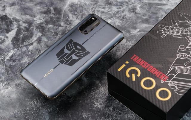 618面对众多5G手机选购犹豫不决？iQOO 3成性能爱好者首选_百科TA说