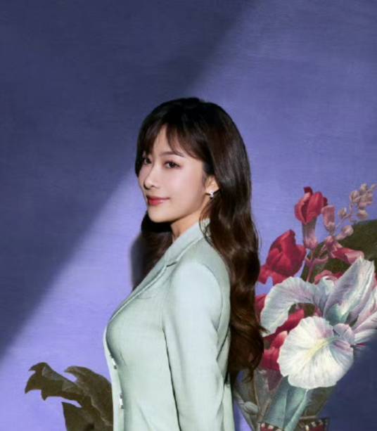 Lucy（电视剧《生活在别处的我》中的虚拟角色）_百度百科