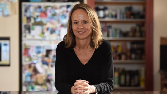 Ellen Barber_百度百科