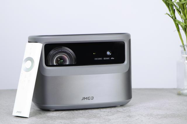 在家也能看高清大片！坚果J10投影仪火热预售中_百科TA说