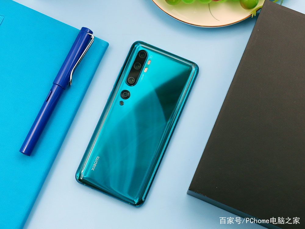 极窄下边框叠层交错光效 小米CC9 Pro图赏_百科TA说