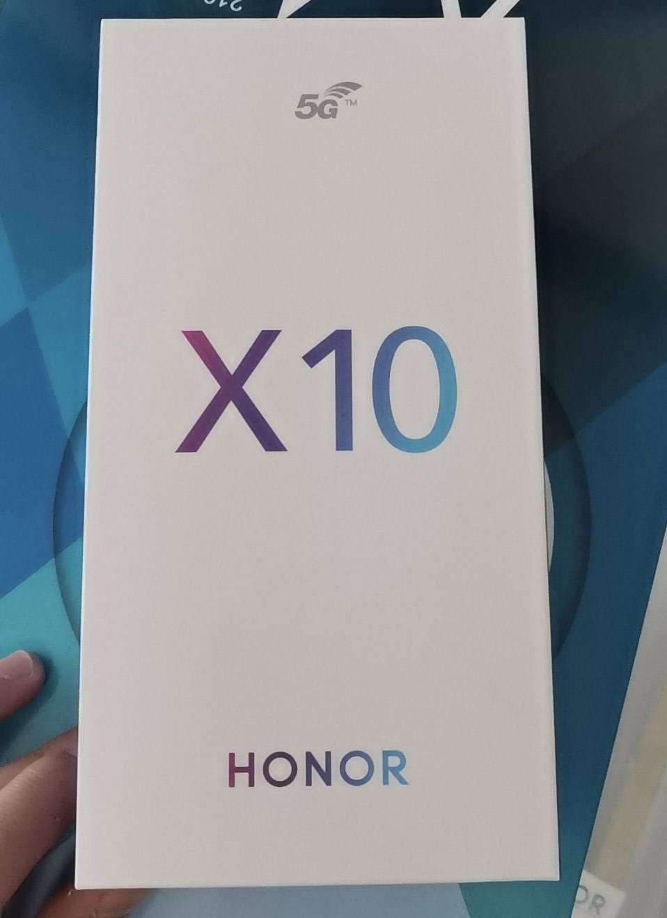 荣耀X10上手体验，标准千元机水准，这四点感受有必要分享一下_百科TA说