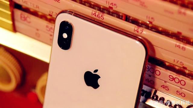 网友总结8个不买iPhoneXS MAX的理由，不只是因为穷！_百科TA说