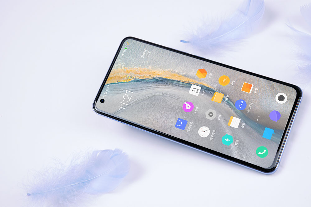 iQOO 5图赏：不仅有超快闪充还有高颜值_百科TA说