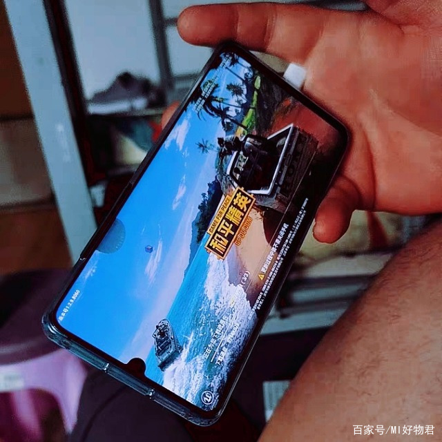 四颗摄像头五十倍变焦，聊一聊我手中的华为P30 Pro_百科TA说