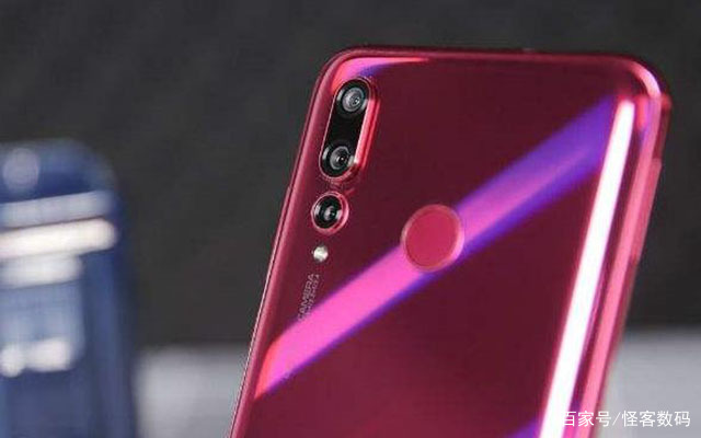 2019年，华为nova4：再见了！_百科TA说