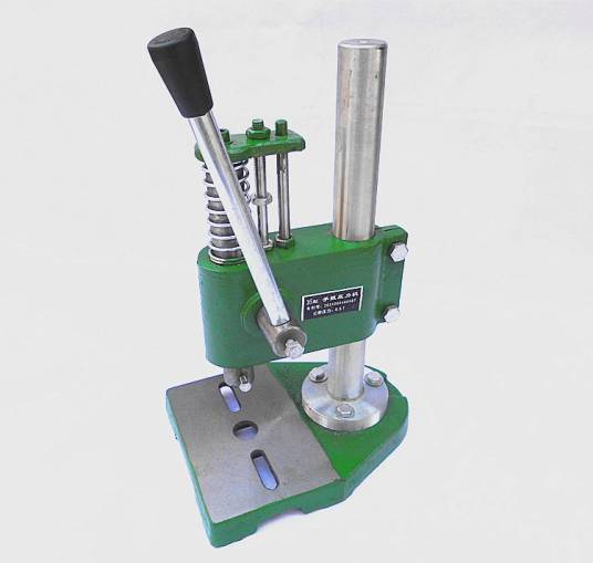 手压机_百度百科