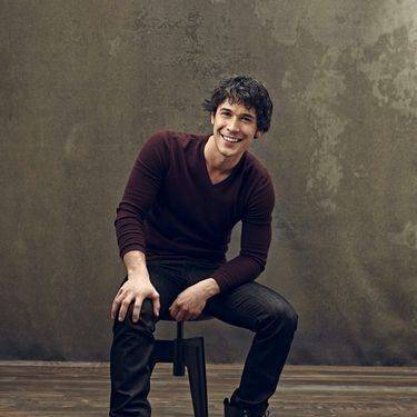 地球百子（Paul Pesce,Bharat Nalluri执导动作科幻剧）_百度百科