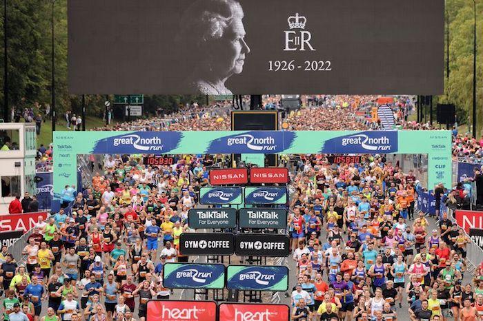 体育营销赞助案例 | 曼联与在线金融交易平台Doo集团达成合作_百科TA说