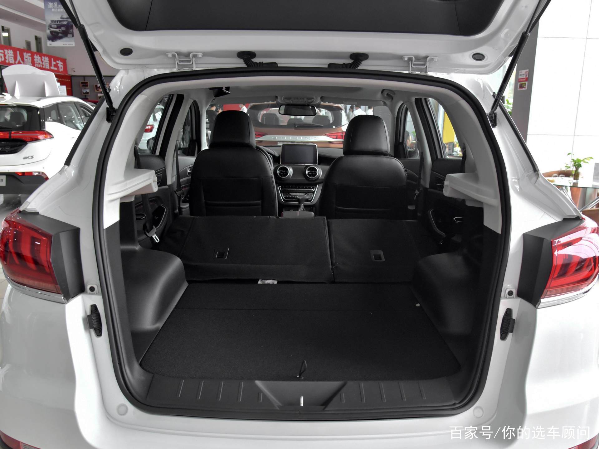 比合资同价SUV更大，顶配不到12万，带自动挡，带你看BEIJING X5_百科TA说