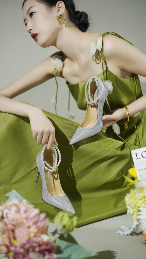 Lily Wei_百度百科