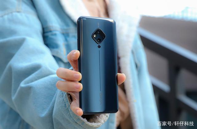 vivo S5首销斩获双料冠军，靓丽外观和出色拍照是关键_百科TA说