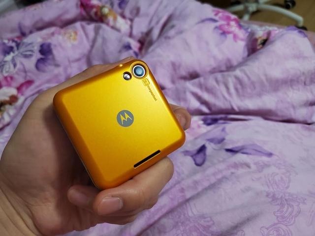 闲鱼88元入手摩托罗拉ME511手机，旋转屏幕太拉风了_百科TA说